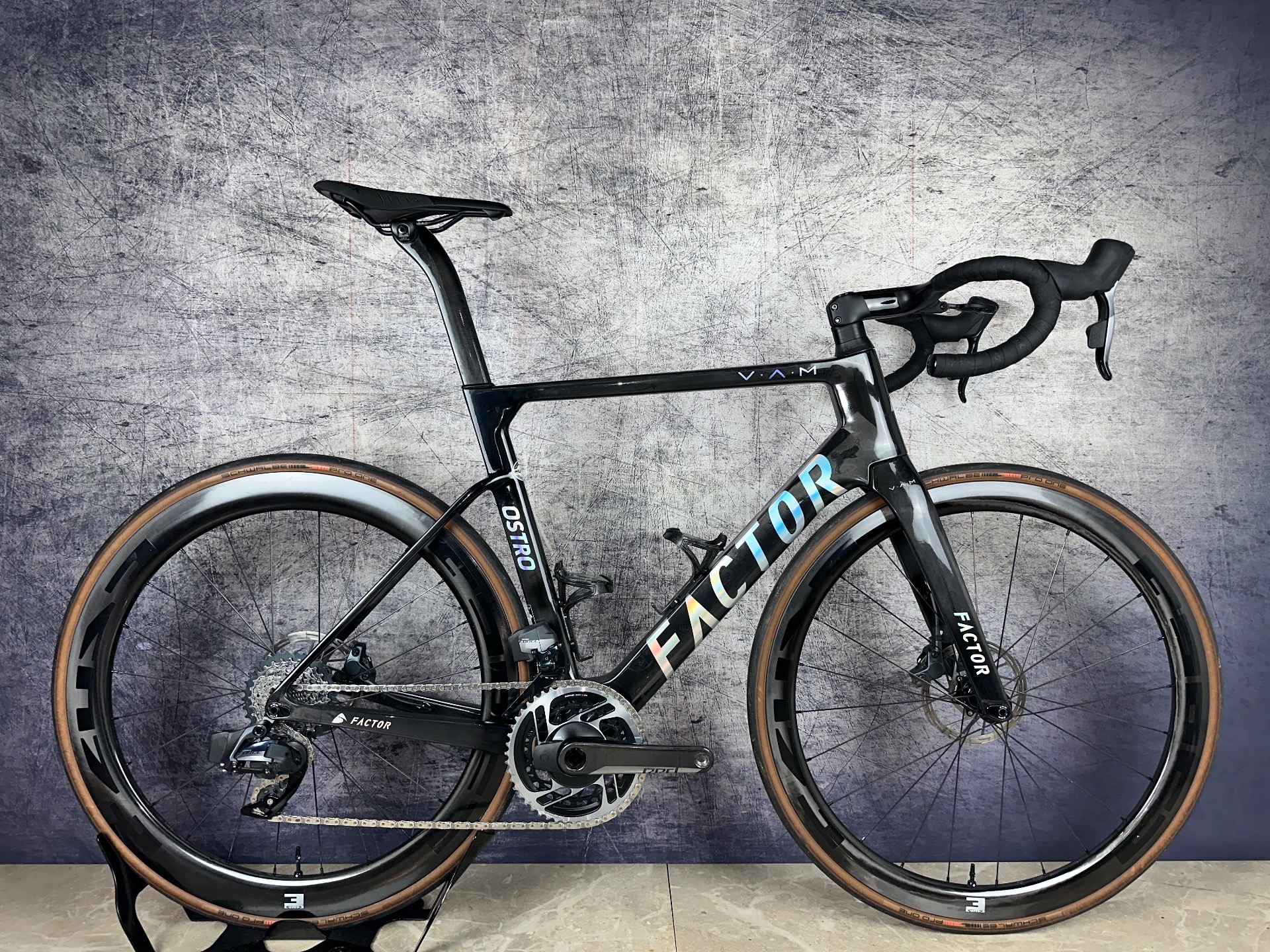 Factor Ostro VAM *Special Paint* :: SKY BIKES